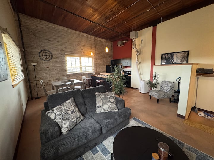 Montana Historic Loft - Billings, MT