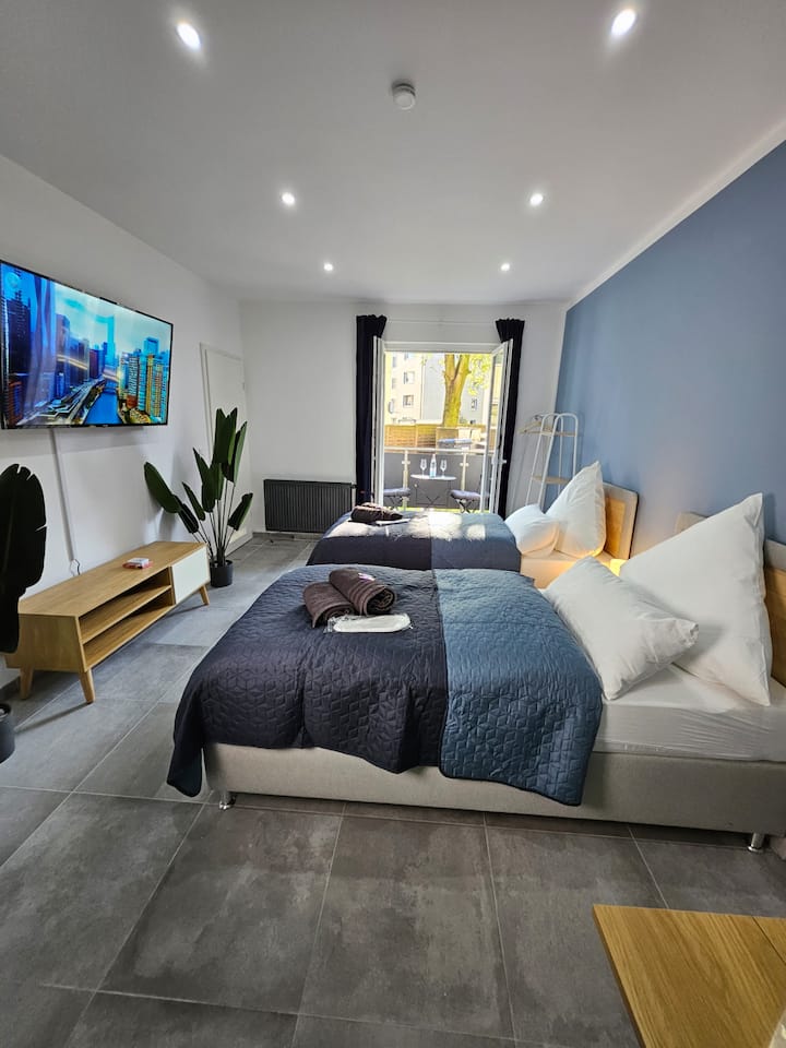 Modern Homes - 4k Tv, Hotelbetten, Küche, W-lan. - Moers