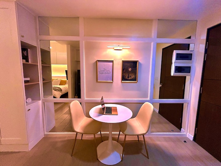 Just In City Vista - Makati