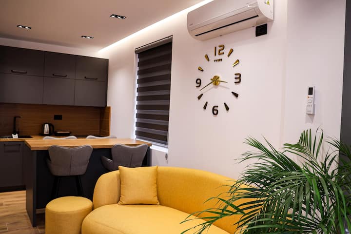 Rumani Luxury Apartment - Saranda