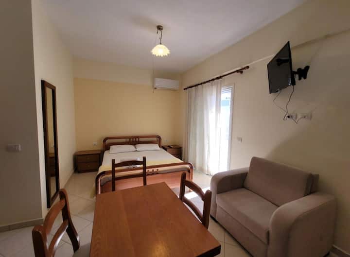 Mihasi Apartment 7 - Ksamil