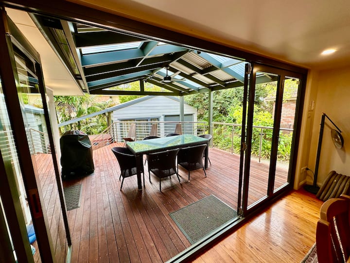Hawks Nest Holiday Home - Tea Gardens