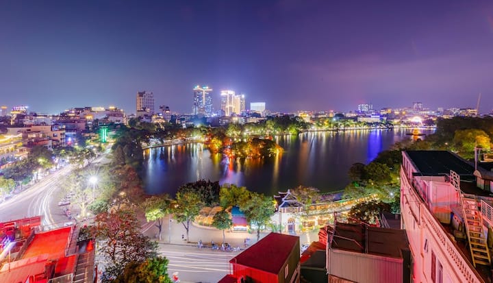 Brilliant Location-sword Lake View-free Breakfast - Hanói