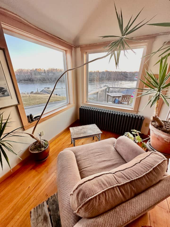 Charming Apartment In Thomaston With Water Views - Rockland, ME