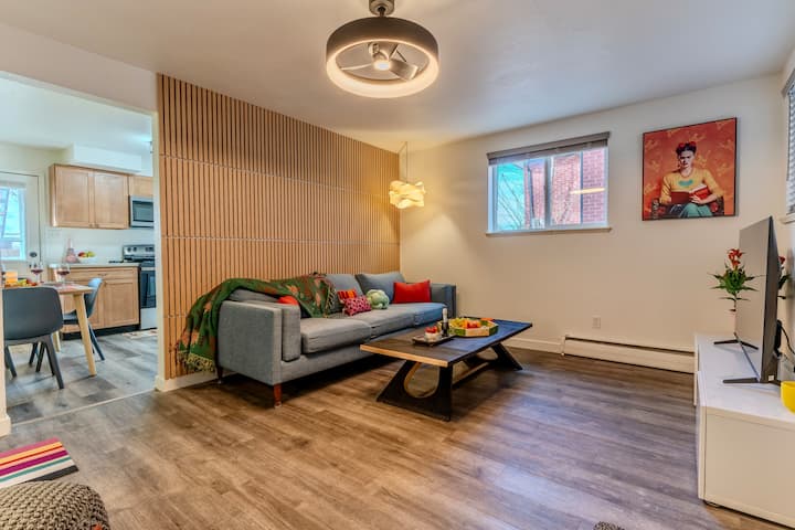 Modern Quiet Park-side Retreat, Pets, Hot Tub, 420 - 阿瓦達