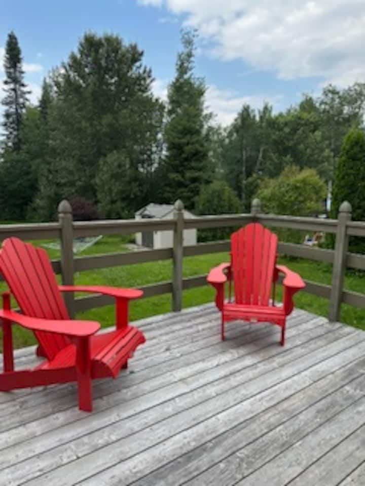 Entire Home In Kirkland Lake - Huge Yard, 2 Bdrm - Kirkland Lake