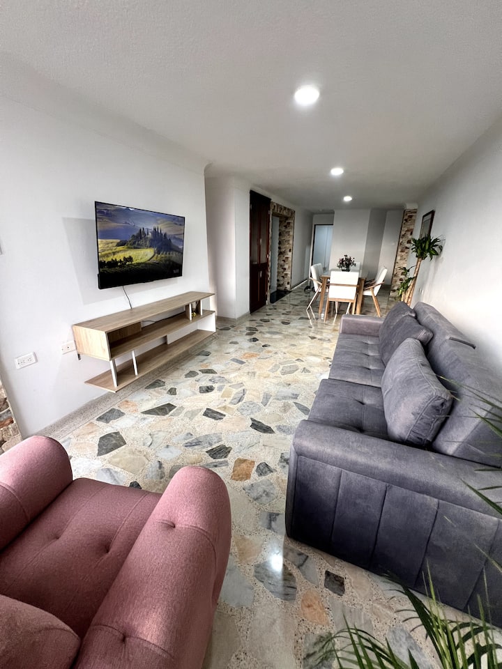 Departamento De Lujo | Smart Tv | Oficina| 130 Mts - Bucaramanga
