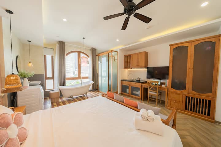 57 ĐĐ - Penthouse Retreat Sea View - Da Nang