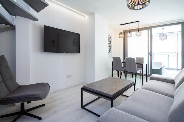 Moderno Apartamento En Malasaña Plaza De España - Madrid