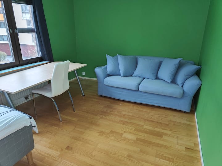 Nice Room In Kista Centrum - Stockholm