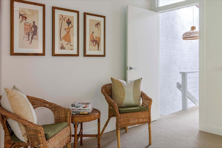 Beachfront Villa Port Douglas - Port Douglas