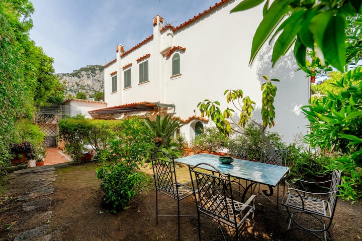 Casa Nella Curva, Capri - Capri (island)