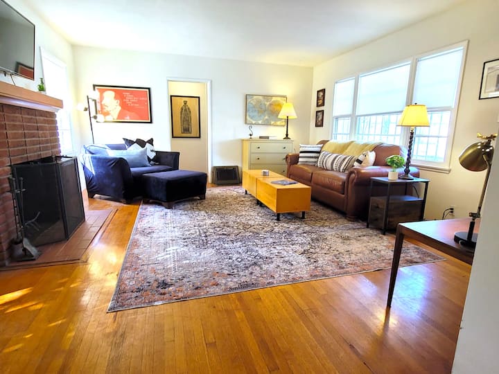 Charming Private Cottage On The Westside - Long Beach, CA