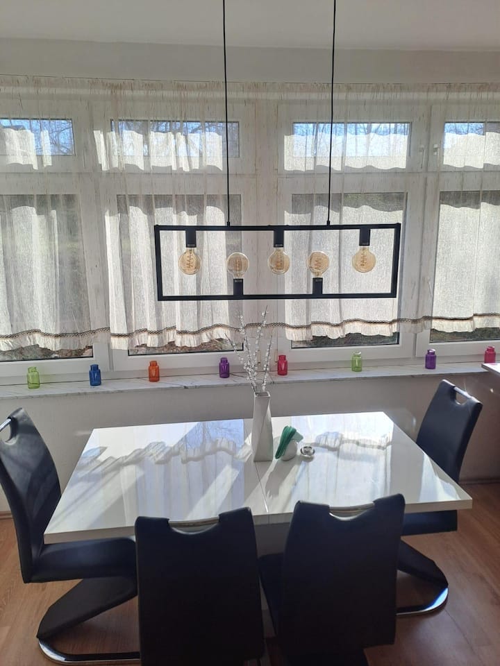 Gemütliche 4-raum-wohnung, 7 Betten - Chemnitz