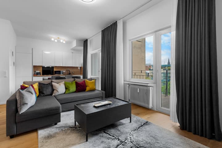 Premium Apartment With 1 Bed Room And Balcony - Cologne