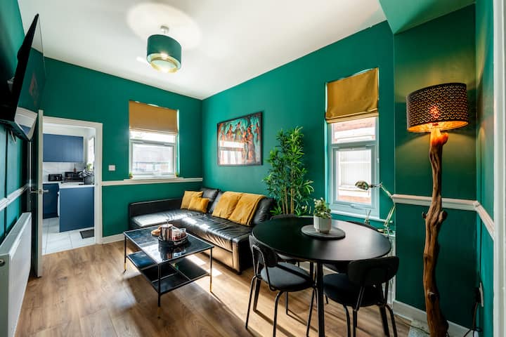 Spacious Flat Near City Centre - Nottingham