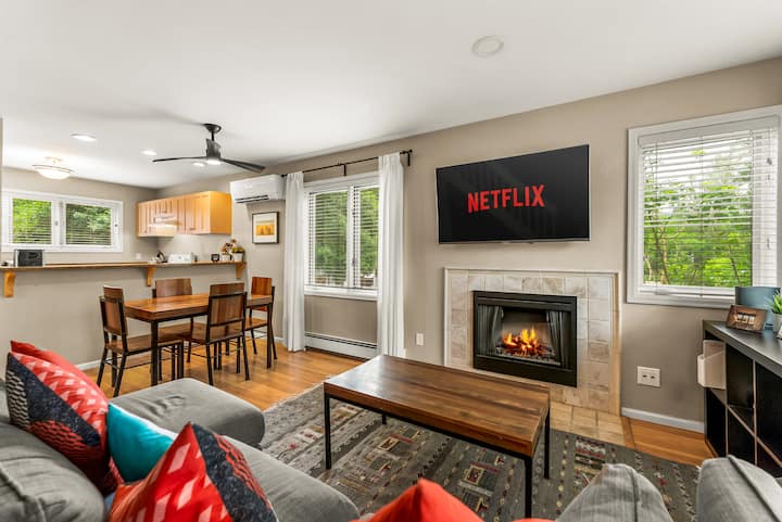 Downtown Creekside Retreat - Boulder, CO