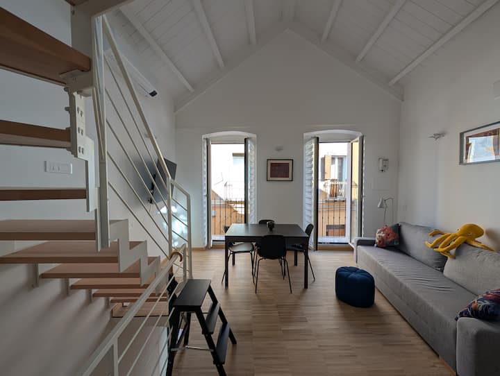 Chic Apartment Cagliari Downtown - Cagliari