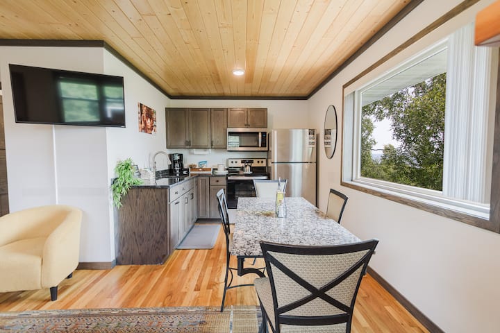 Gooseberry French River Suite, Heirloom Vacations - Gooseberry Falls State Park, Two Harbors