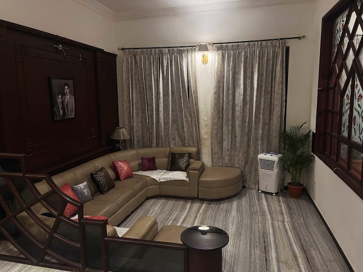 A Stylish Getaway - Indiranagar - Bangalore