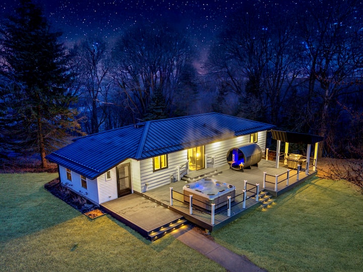 Riverwoods Retreat | Game Room, Hot Tub & Sauna - Herman, WI