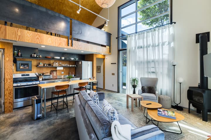 Sunny Open Loft By Cafecito | Baca Railyard - Santa Fe, NM