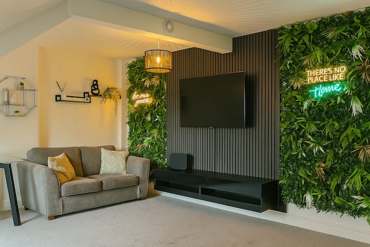 Pet Friendly | Free Parking | Balcony Harbour View - Torquay