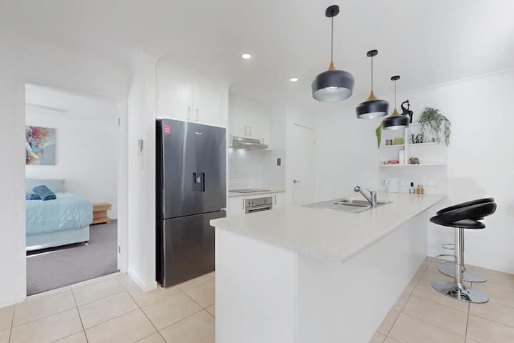 Pacific Pines 3br Peaceful Home Stay - Gold Coast