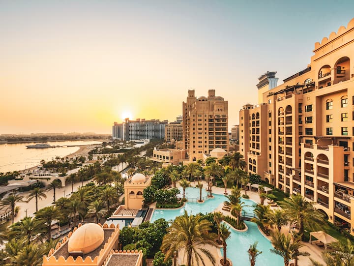 Palm Jumeirah Beach Paradise | Fairmont | Ps5 - Dubai