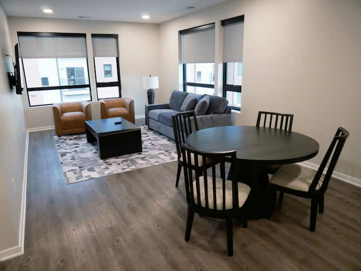 #206 Spacious Boutique Apt | Near Blackstone, Unmc - Omaha, NE