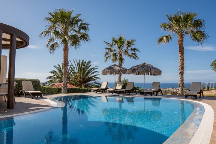 Bliss Villa 1 With Private Swimming Pool - Hersonissos