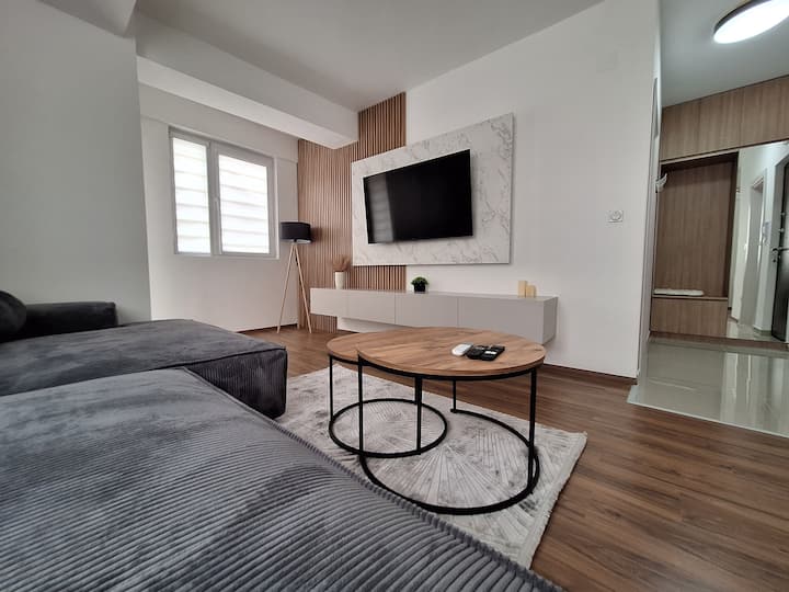 Central Skopje Apartments & Free Private Parking - Skopje