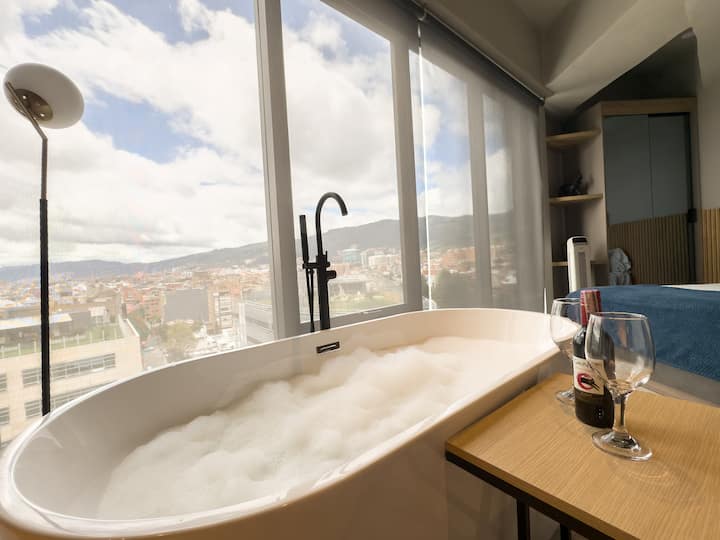 Private Bath Tub | 600mb| Sauna | Luxury | Park93 - La Calera, Colombia