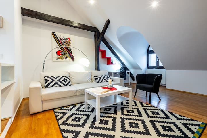 Modern Apartment In The Very Centre - Zagreb