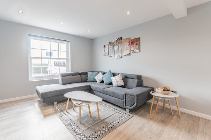 4-bedroom Seafront House In Southend | Sea Views - Southend-on-Sea