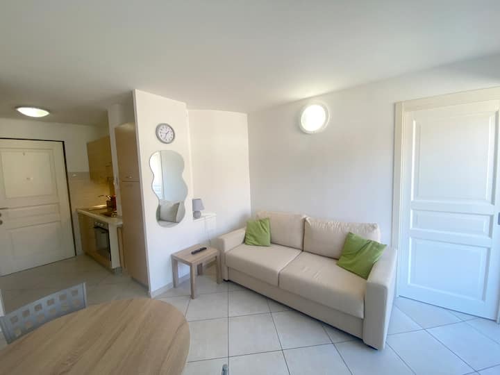 Comfortable-cozy Central Studio - Menton