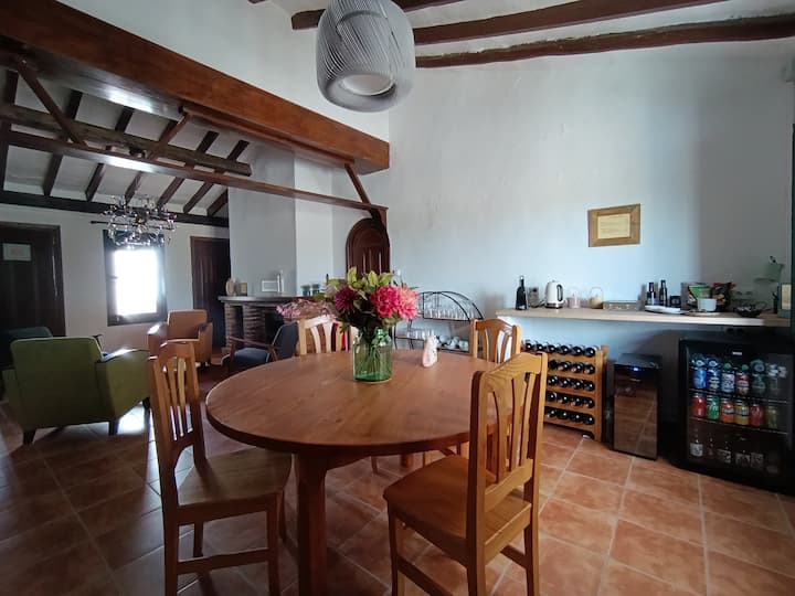 Habitación +Piscina | Paz Y Viñedos En Monte Arabí - Yecla