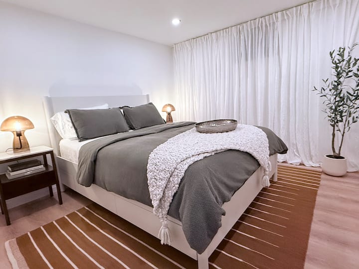 Wadsworth Suite - Private 1 Bedroom Suite - Toronto