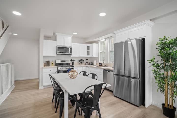 Exceptional La Home Close To Dtla - Los Angeles, CA