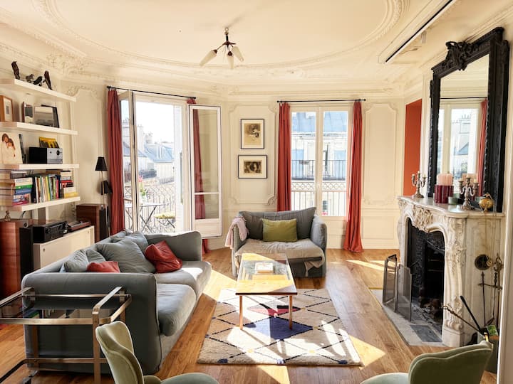Haussmannien Chic – 3 Ch. & Balcon, Paris 10e - Paris