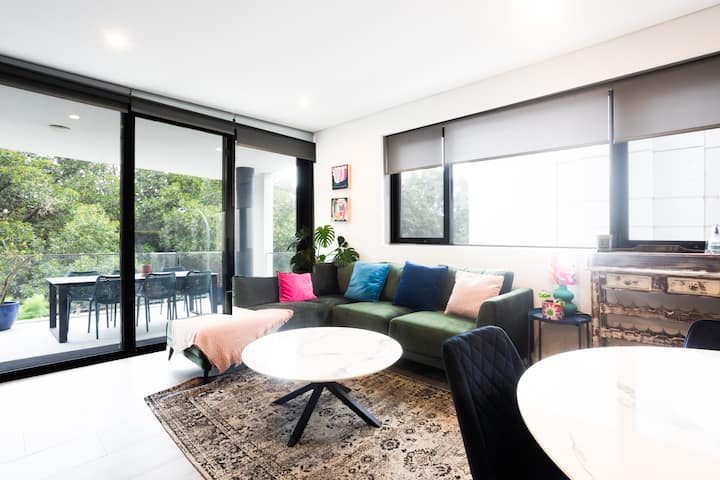 Stylish 2-br Apartment In The Heart Of South Perth - South Perth