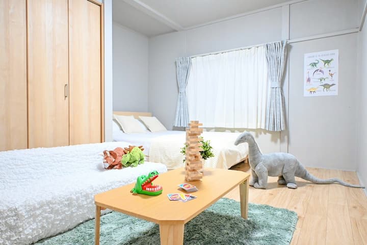 9minnamba/40minairport/famousshrine/5doublebeds - Osaka, Japan