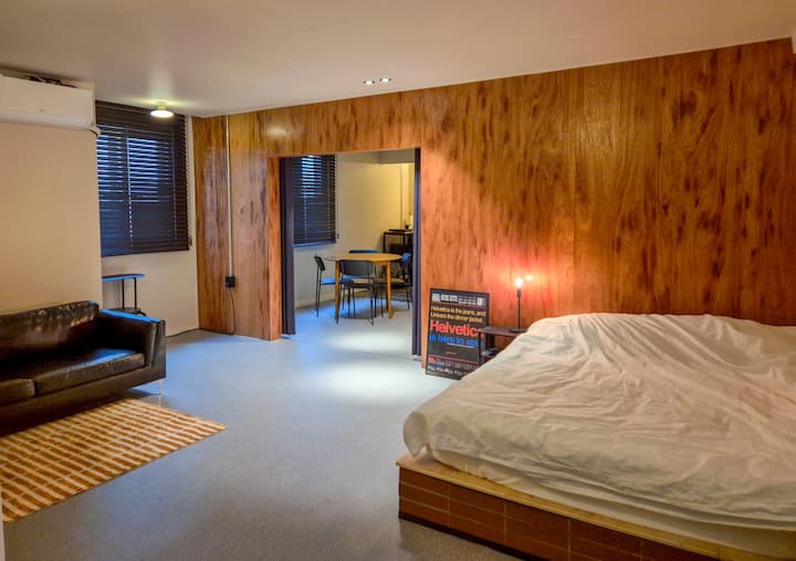 [Legal Stay]prime Location·king Beds·3-min Subway - Pusan