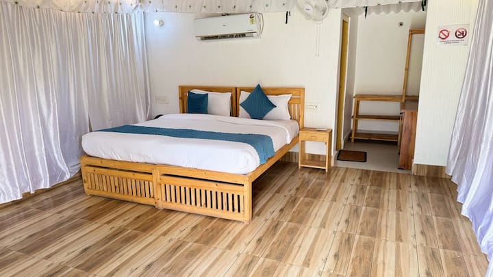 Wild Vista Marchula/superior Tent - Jim Corbett National Park