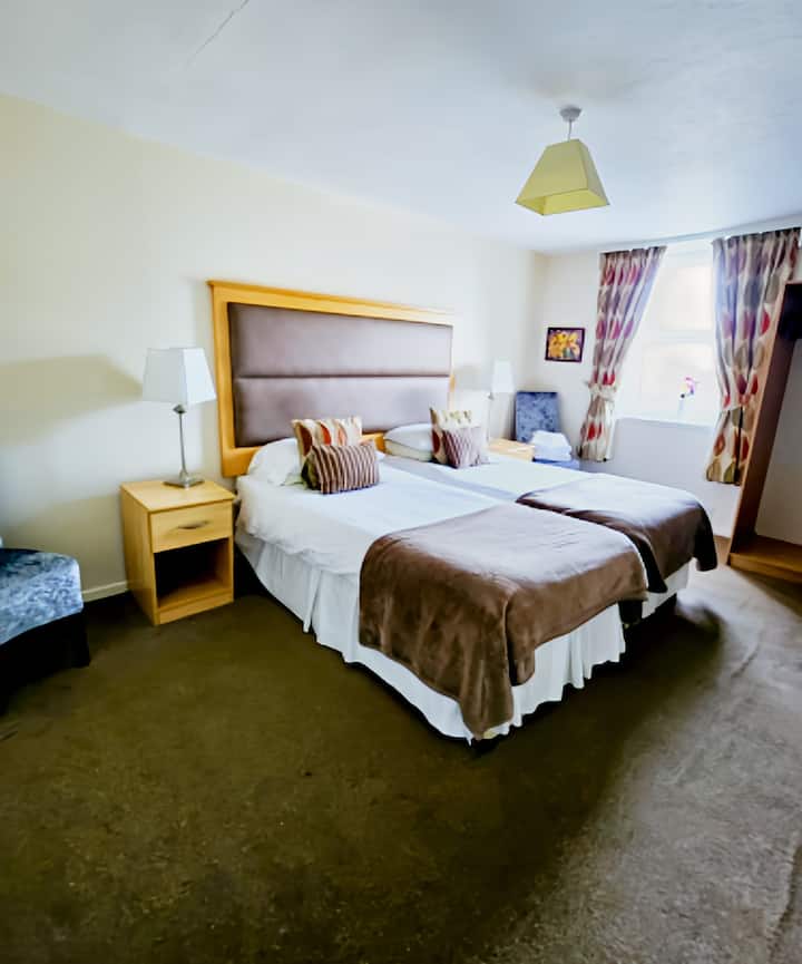 Station Hotel-twin Room - Cullen
