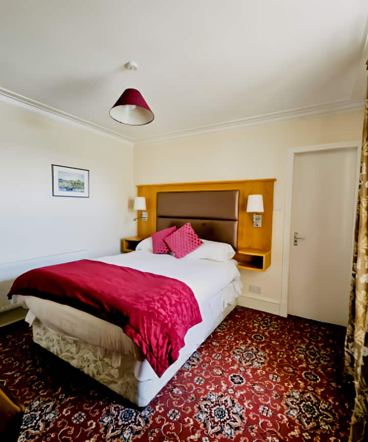 Station Hotel-double Room - Cullen