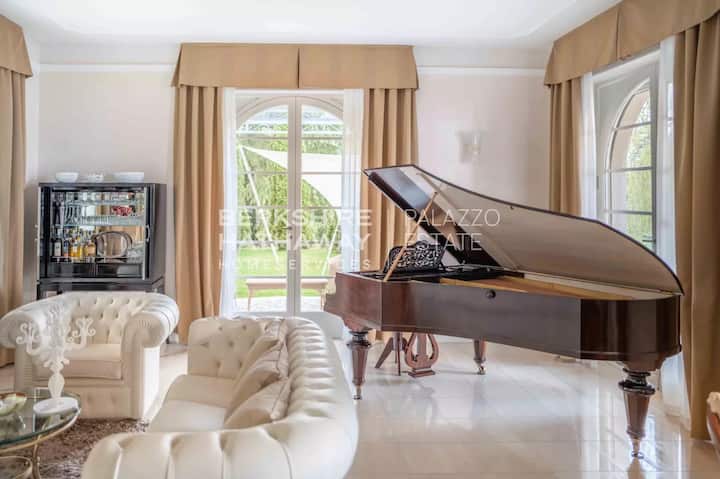 Elegant Villa Near The Town Center - Stresa