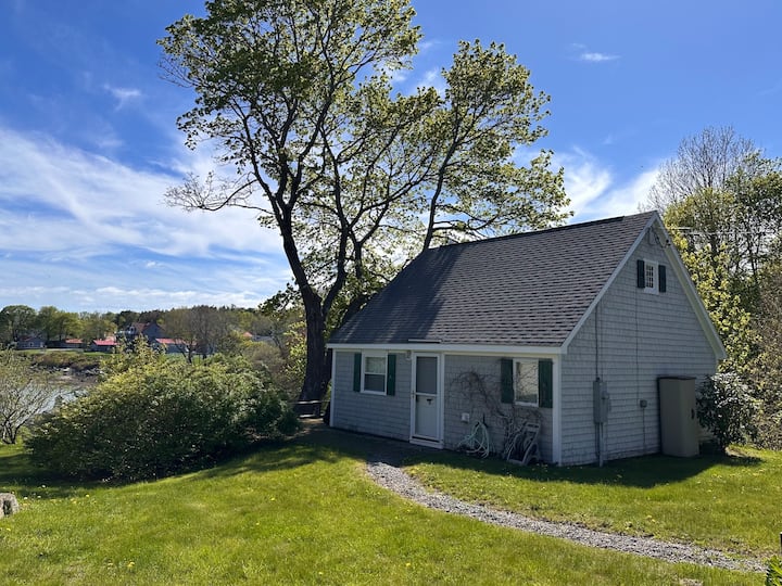 Charming Waterfront Cottage - Southwest Harbor, ME