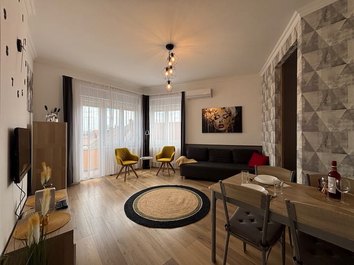 Art-déco Apartman - Pécs