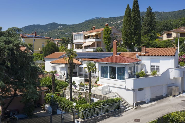 Villa Nika With Sea View - Lovran